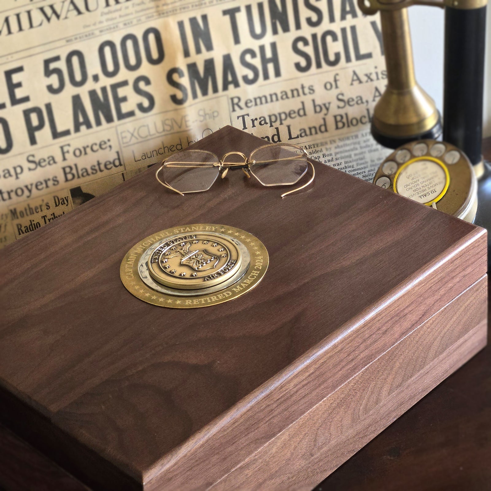 Large Deluxe Personalized Air Force Keepsake Box With Medallion – A ...
