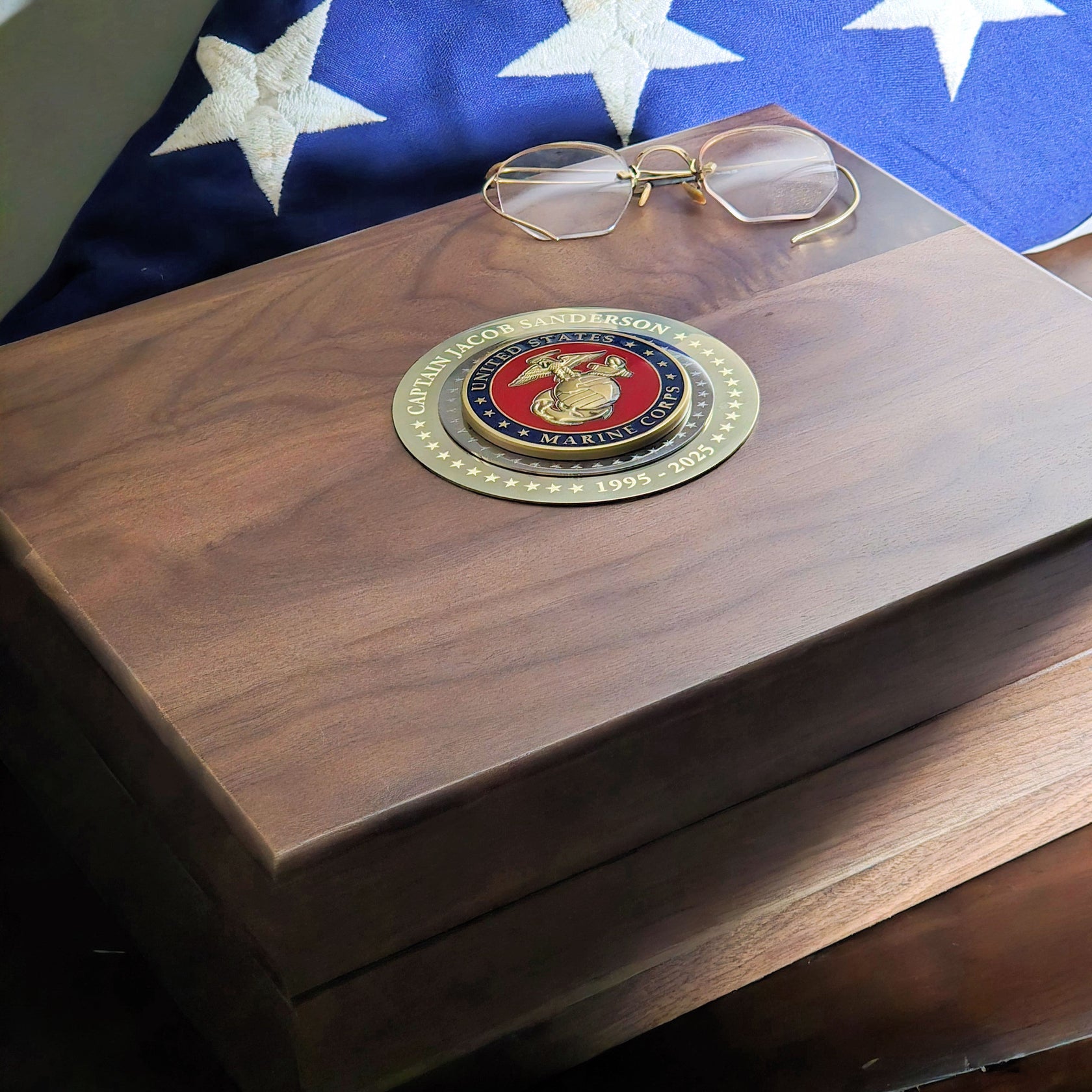 Large Deluxe Personalized U.S. Marines Keepsake Box with Medallion – A ...