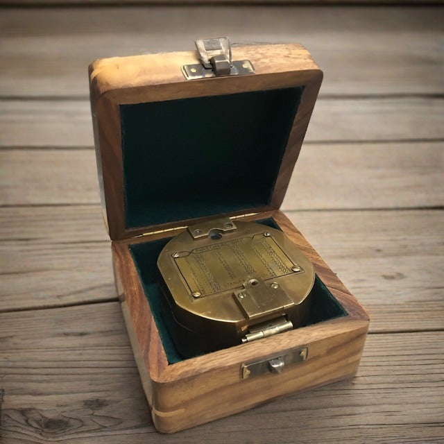 PERSONALIZED ARMY MEDALLION MILITARY COMPASS – A Simpler Time